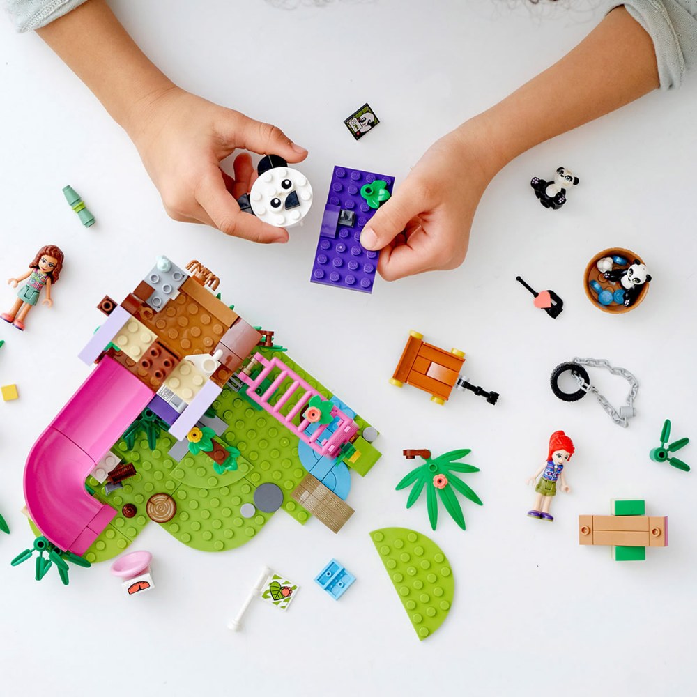 LEGO® Friends Panda Jungle Tree House - 41422