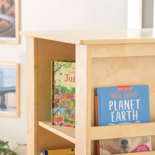 Carolina 4-Sided Story Book Center